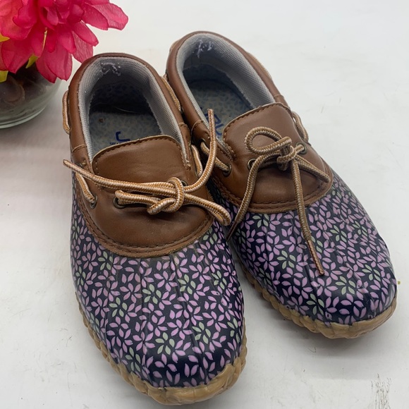 JBU | Shoes | Jbu Gwen Garden Ready Waterproof Garden Shoes Floral Duck ...